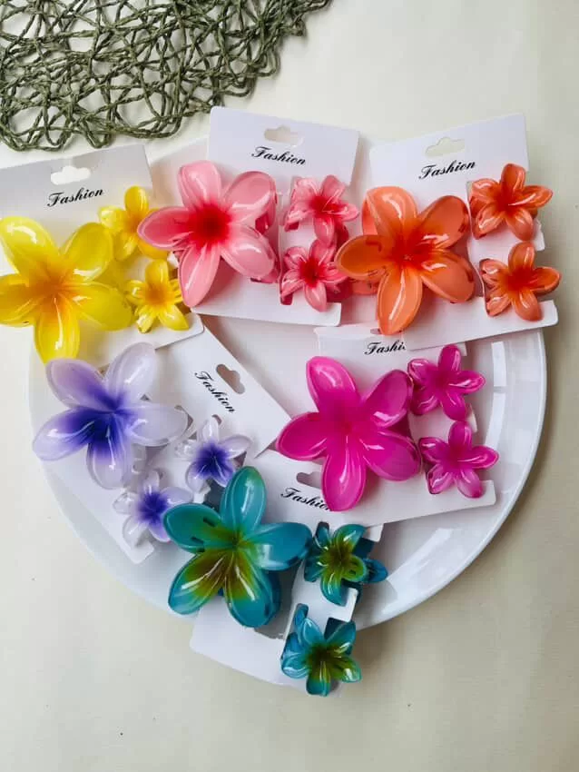 Flower Clutcher – Scrunchify